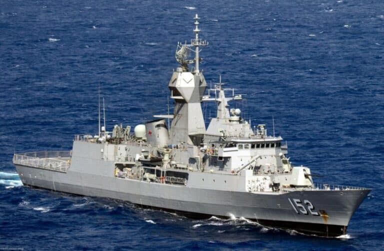 Royal Australian Navy selects MEKO 200 and FFM 30 Mogami to replace ...