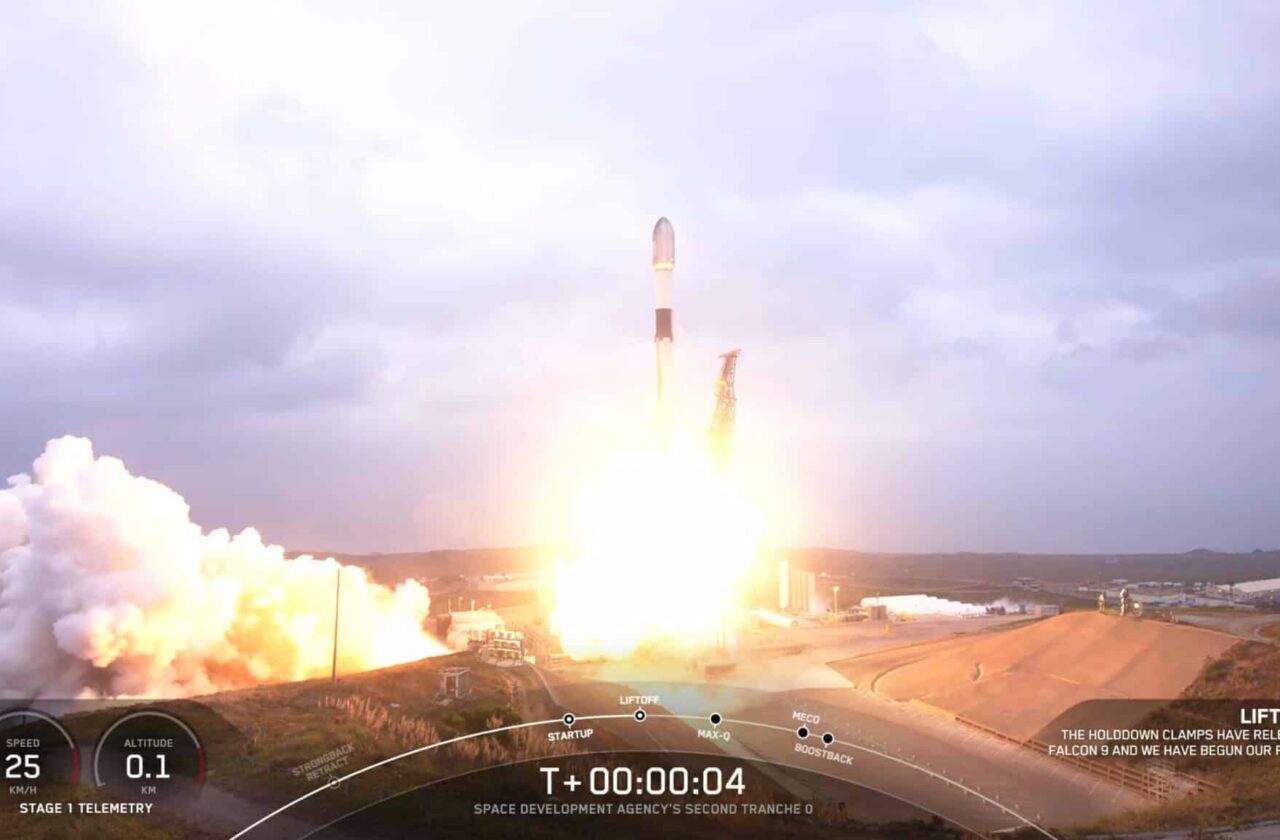 13 nouveaux satellites militaires américains de la Space Defense Agency ...