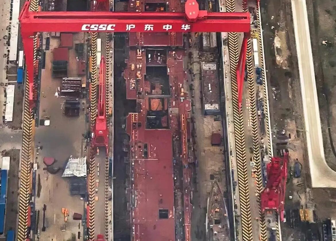 中国の076型は無人空母になるのか、それとも軽空母になるのか？