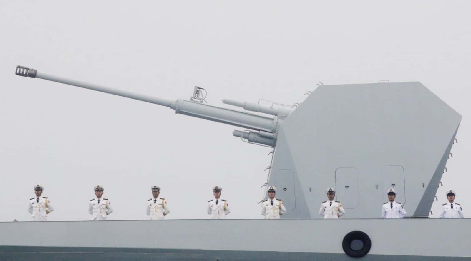 ¿Está la Armada china preparando el regreso a la artillería naval de ...